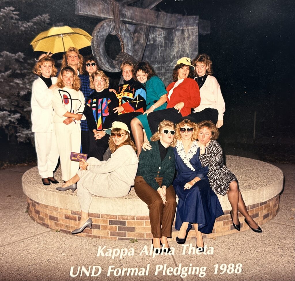 Kappa Alpha Theta sorority class! - Boulger Funeral Home